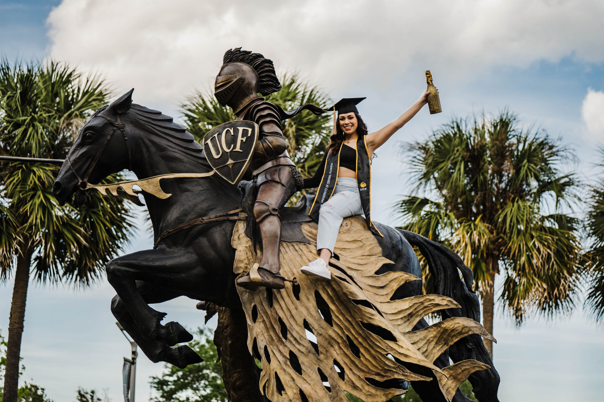 My Favorite UCF Graduation Photo Spots - Taylor Kuperberg Photography